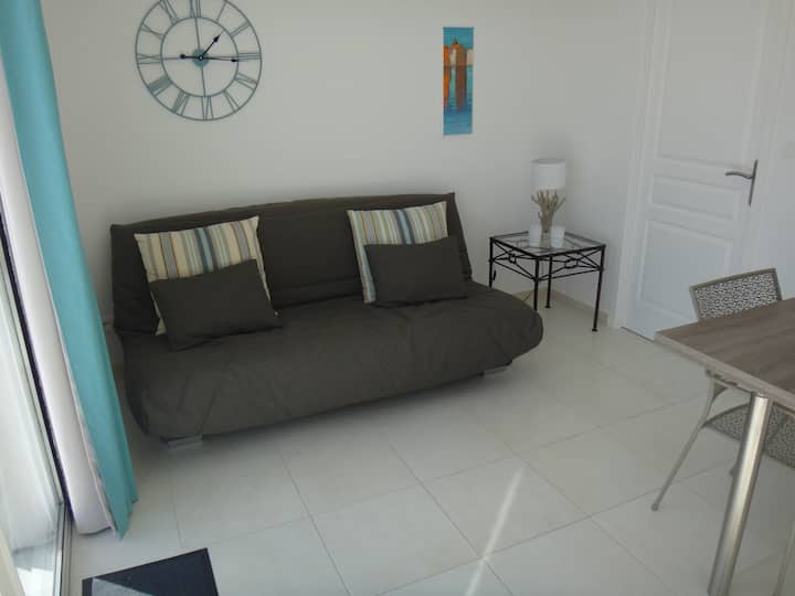 Studio Dans Très Jolie Villa Neuve. Classé 3*** - La Motte
