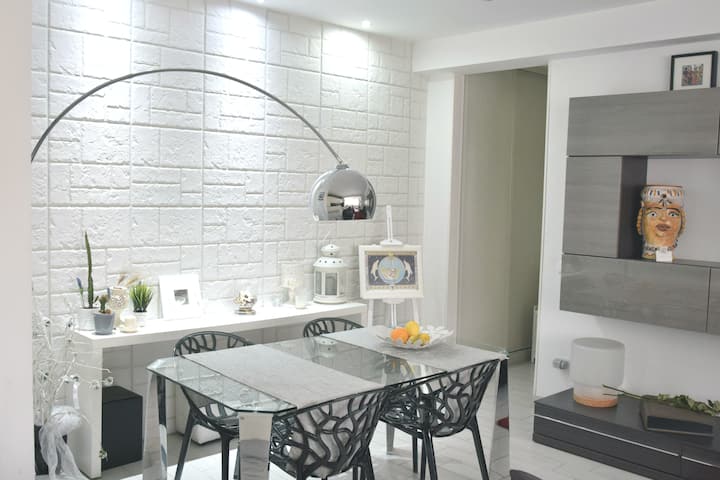Energy Home “Casa Vacanze Palermo Con Parcheggio” - Sicilië