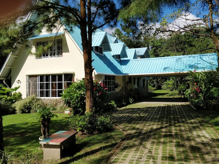 Mountain Chalet With Tropical Garden - Panama