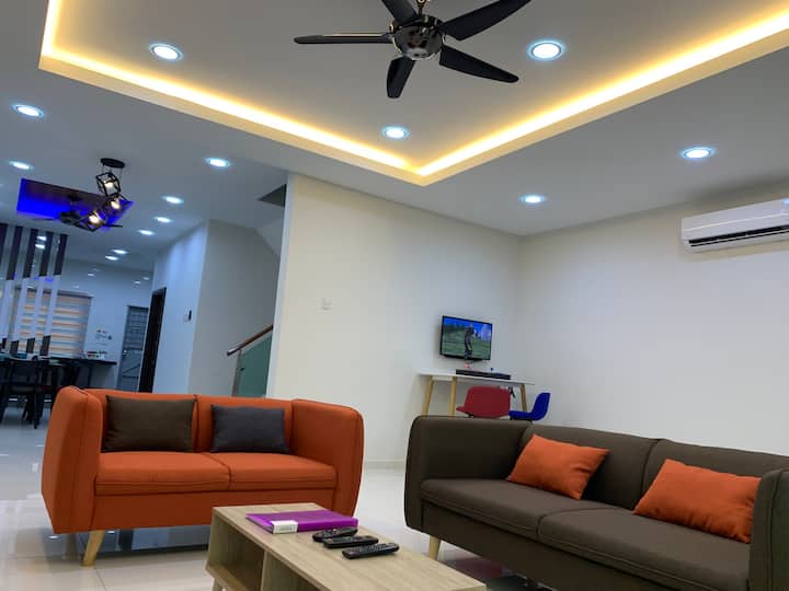 Mei Lee Home Ent (3 End Lot)(taiping Homestay) - Taiping