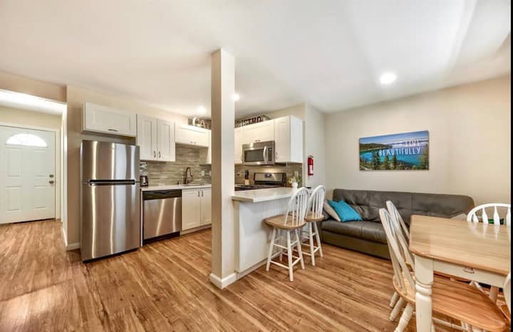 Remodeled Apt - 2 Blocks From Heavenly And Lake - Stateline, NV