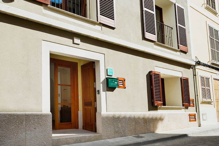Ca Na Patrona,viewpoint To The Castle Of Capdepera - Cala Mesquida