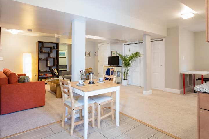 Lovely Private Apt. In Quiet Neighborhood - Edgewood, Washington DC
