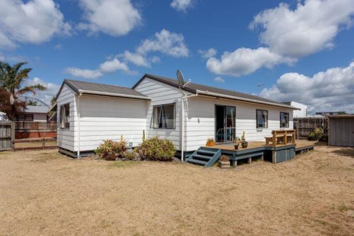 Barbara Ave Beach House - Whangamatā