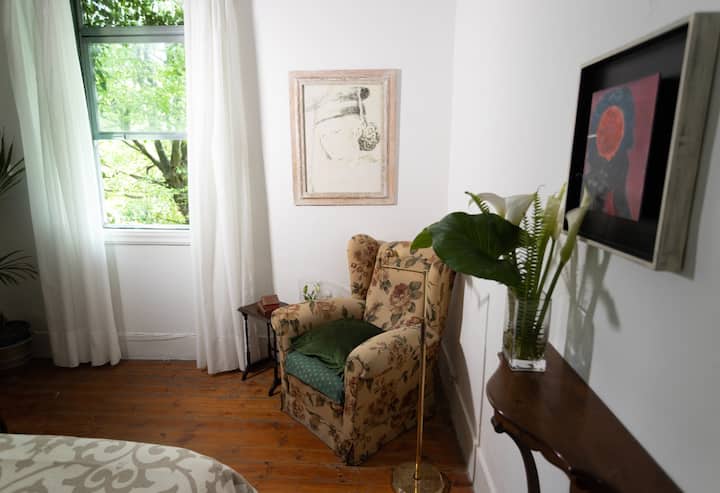 Habitacion Con Baño En Suit Y Vistas Al Jardín - Vigo
