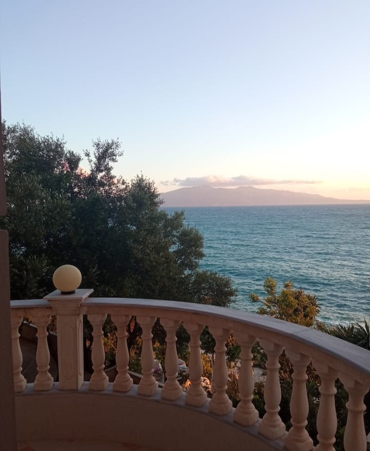 Studio For 2 People With Seaview - 薩蘭達