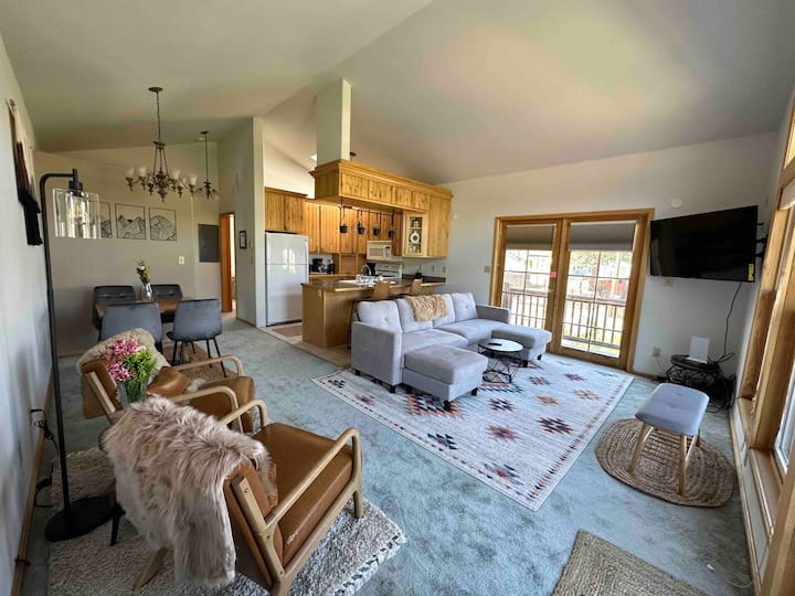 Roadhouse Twin Lakes - Penthouse - Twin Lakes, CO
