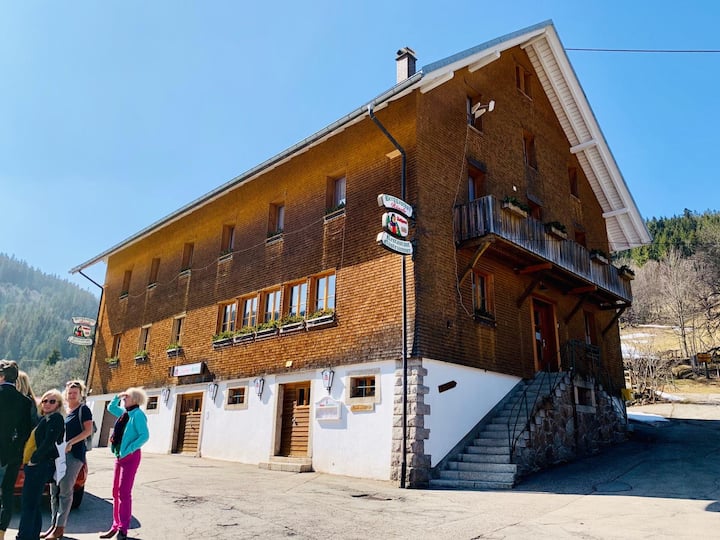 #Sporthostel Rössle Small Room In Bed & Breakfast - Titisee-Neustadt