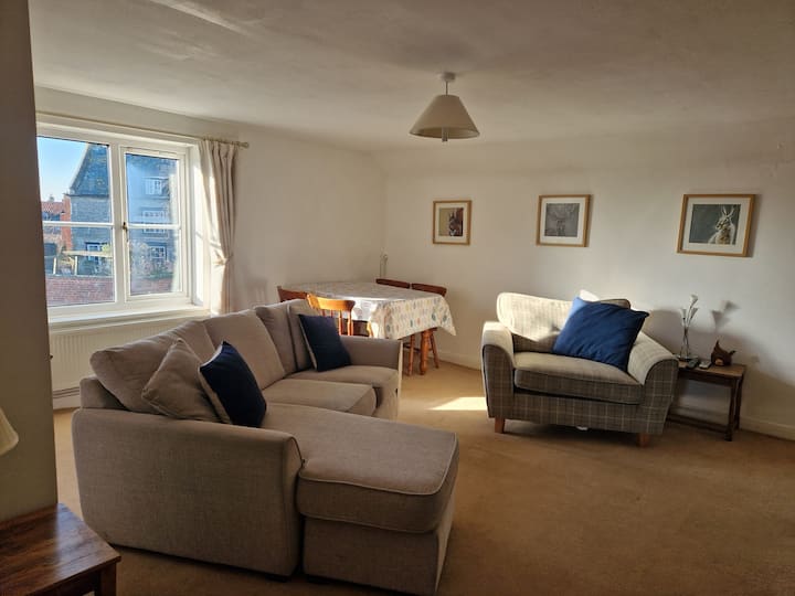 Two Bed First Floor Apartment In Rural Location - Lincolnshire