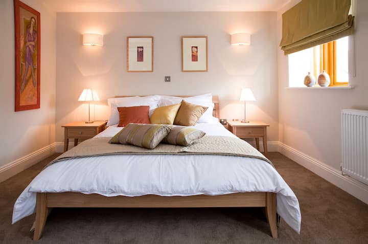 Dog Friendly 3 Bed Townhouse - Hay-on-Wye