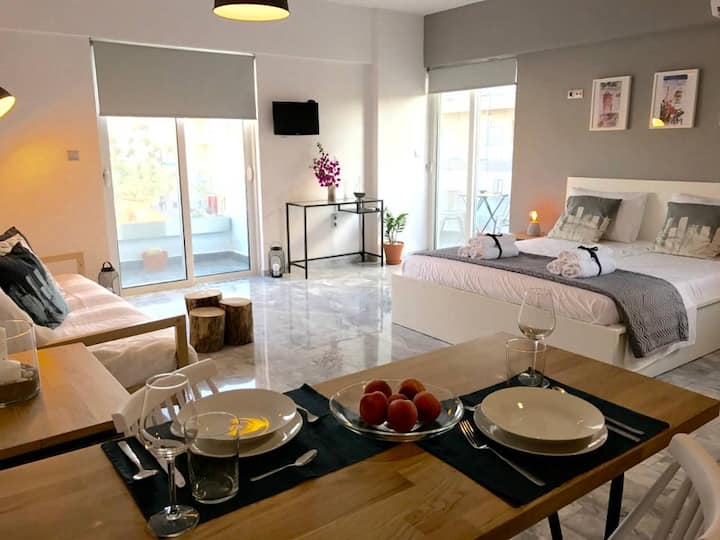 Central Elli Beach Flat - Rodas