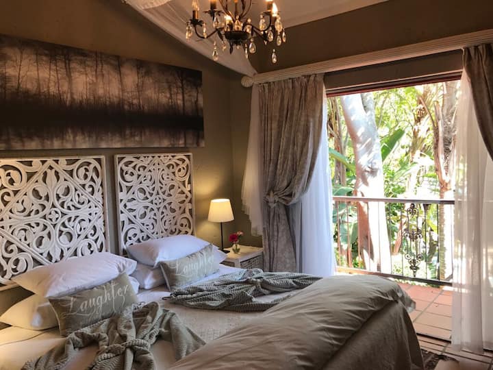 2 Bedroom Unit With Private Patio - Pretória