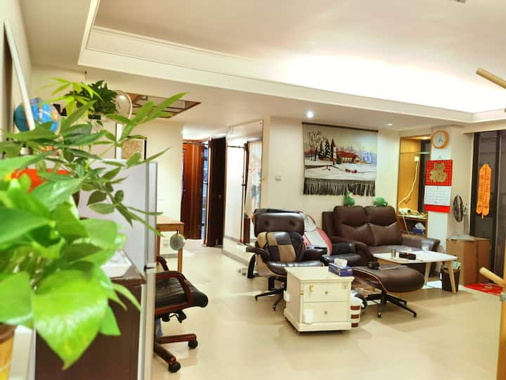 香港铜锣湾地铁站上盖公寓(C) - North Point