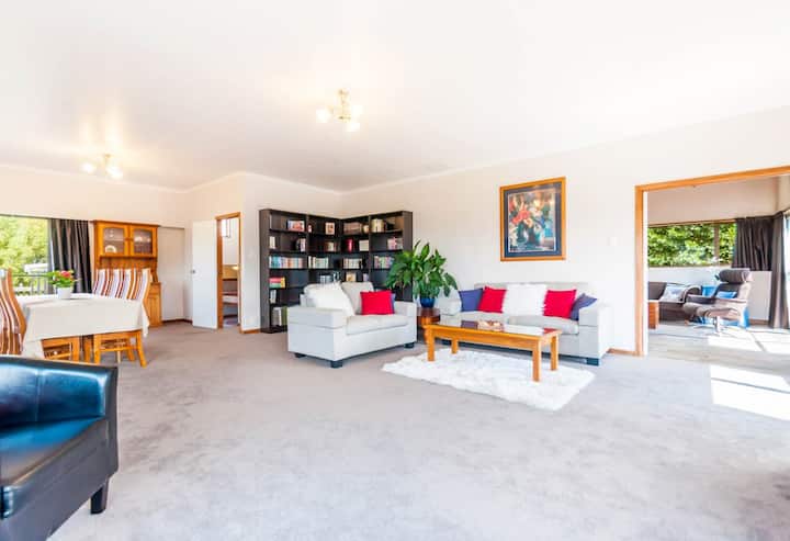 Stay, View And Breakfast In The Heart Of Northland - Whangārei