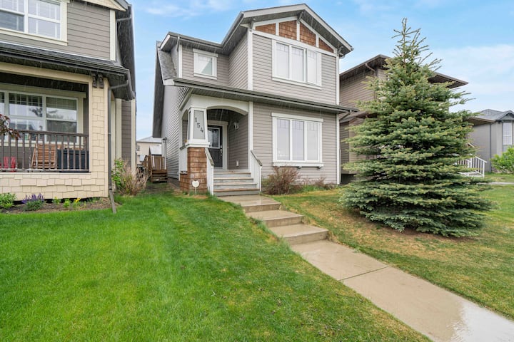 One Bedroom Haven Away From Home (Brand New) - Calgary