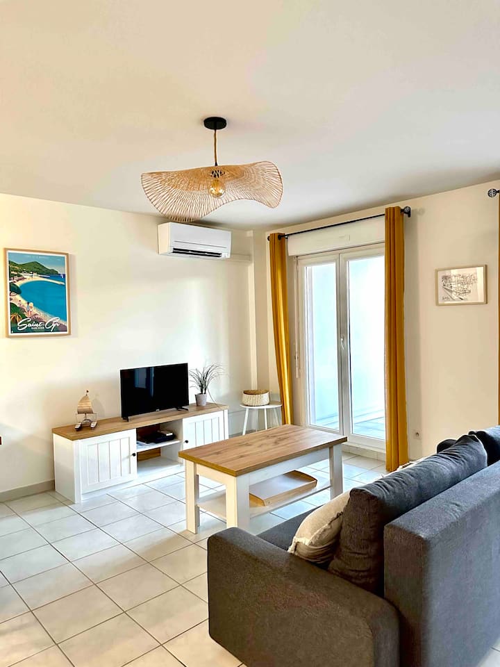 App T2 Avec Loggia 20m2, Climatisée, Calme, 4 Pers - Saint-Cyr-sur-Mer