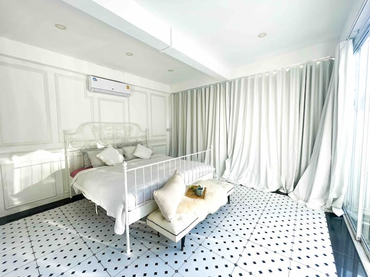 4br House 10 Mins Walk To Train, Perfect For Group - Bangkok
