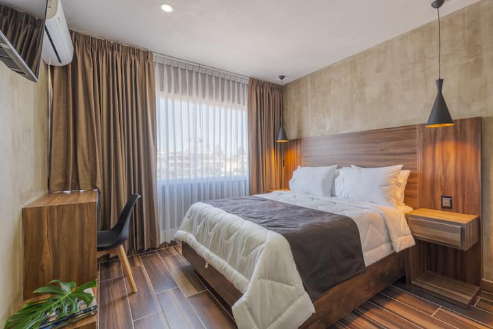 201- 3br/2bath W/ac Next To Expiatorio Apartment - Guadalajara