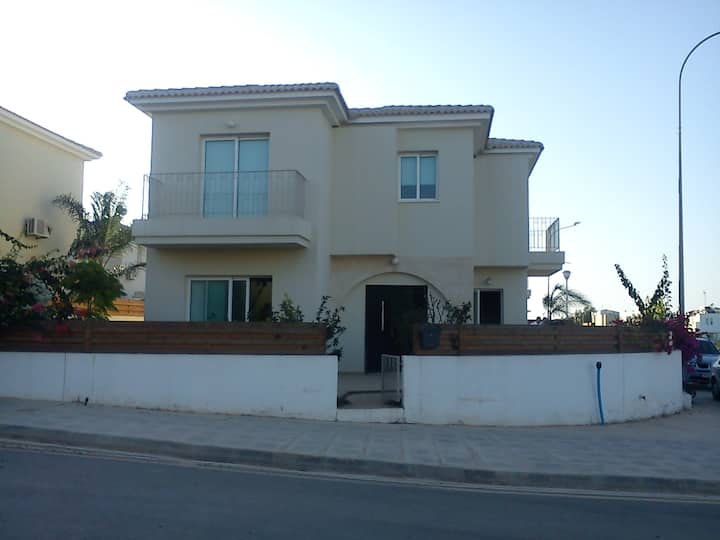Two Storey House With Pool +Garden - Protaras