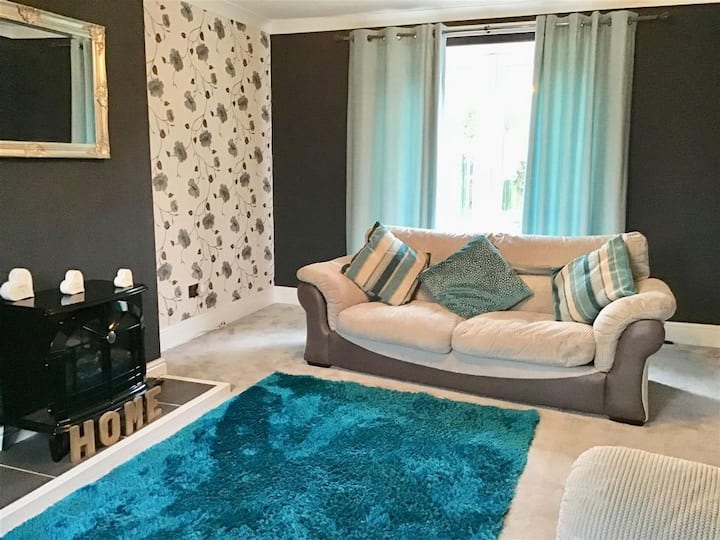 Spare Bed In Family Home-no Men Sorry - Telford