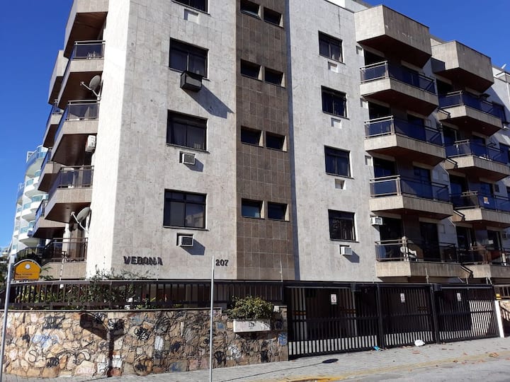 Apartamento Amplo A 150 Metros Da Praia Do Forte - Cabo Frio