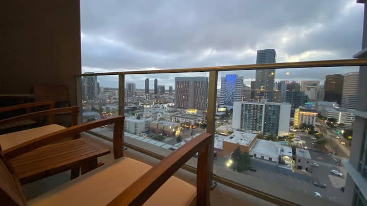 Downtown San Diego Retreat! - San Diego, CA