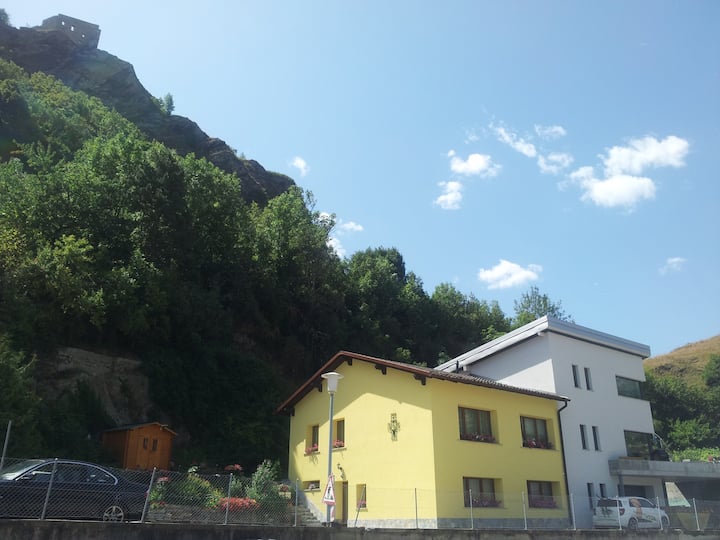 Charmant Appartement Proche De Vieille Ville Sion - Sion