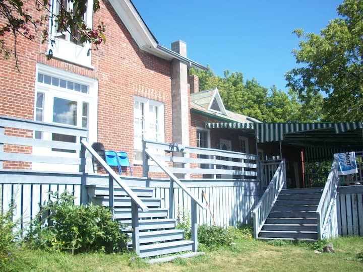 Port Milford - Prince Edward