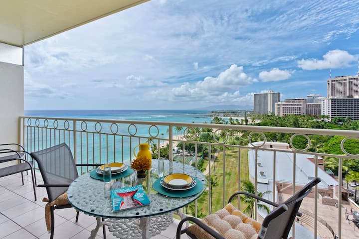 Gorgeous Ocean View! Beachfront! Full Kitchen, Washer/dryer, A/c, Wi-fi! - Kailua, HI