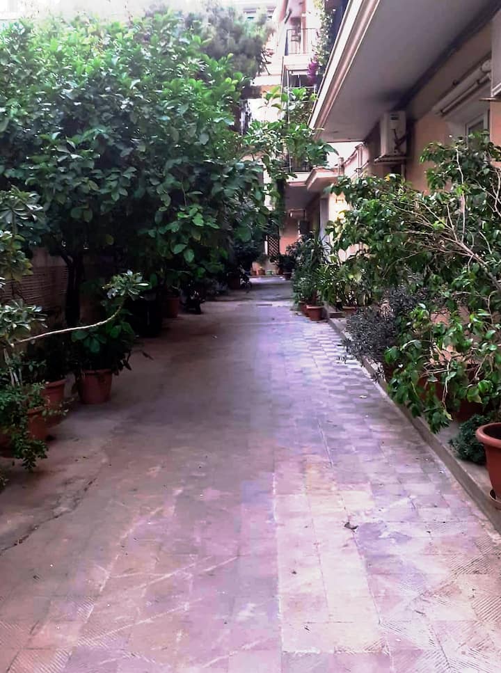 Μεγάλο και όμορφο διαμέρισμα στην Αθήνα. - Athens