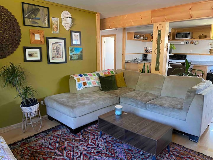 The White House Suite - Ucluelet