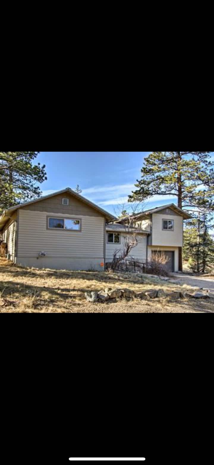 Perfect Rockymountain Vacation Pvt Hottub Mtn View - Estes Park, CO