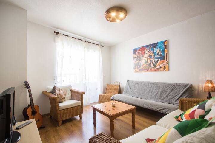 Bright And Large Flat In The Heart Of Alicante! - Alicante