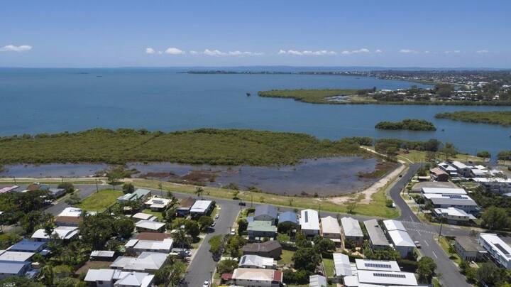 Wynnum Holiday Rentals & Homes - Queensland, Australia | Airbnb