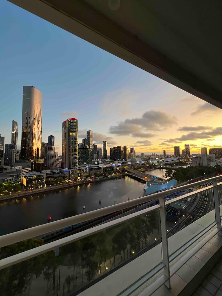 Luxury Apartment Views Of Fireworks- Parkingonsite - Melbourne