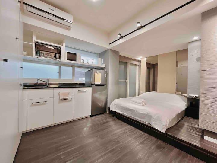 Huge Modern Room In A Clean Sunny Home Mrt 5 Min - Keelung City