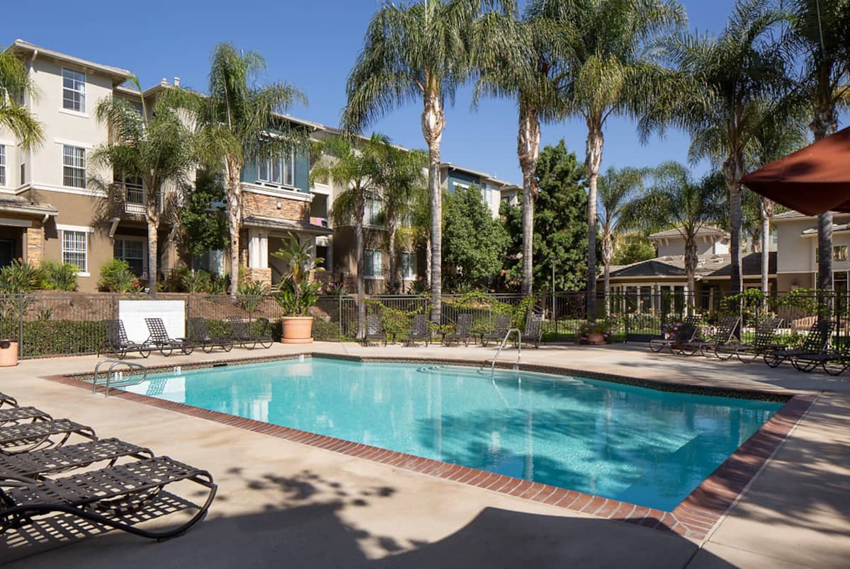 Earn in Pinnacle at Otay Ranch, an Airbnb-friendly apartment building