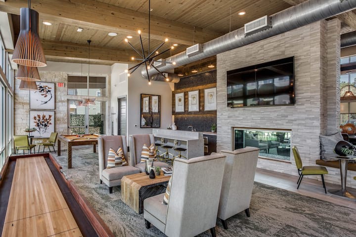 Earn with Airbnb-friendly apartments in Austin Metro | Airbnb