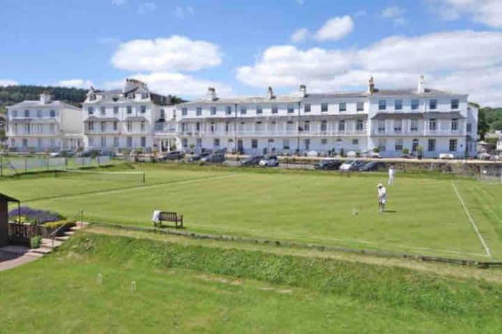 Prestigious Beachfront Sidmouth Location - Sidmouth Beach