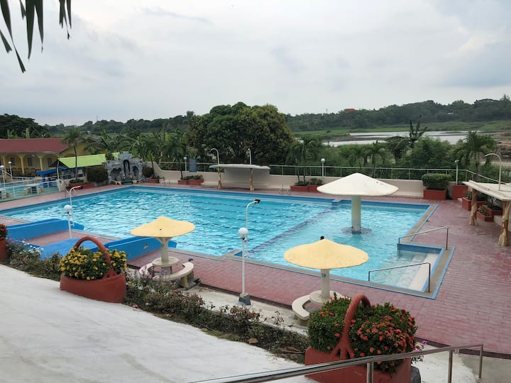 Summer Place Resort - Premium Room - San Rafael