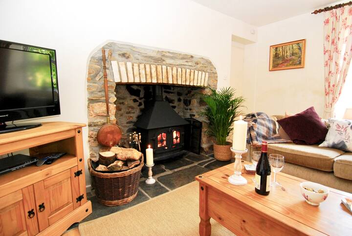 Apple Tree Cottage - Riverside Farm 2-bedrooms - Lostwithiel