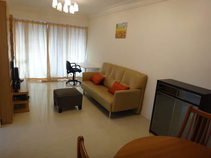 26e Tanford 2 Bedroom With 1 Bathroom Apartment - Discovery Bay