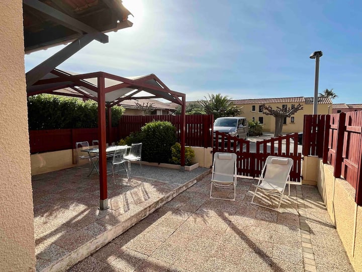 Pavillon Refait à Neuf Dans Résidence Avec Piscine - Gruissan