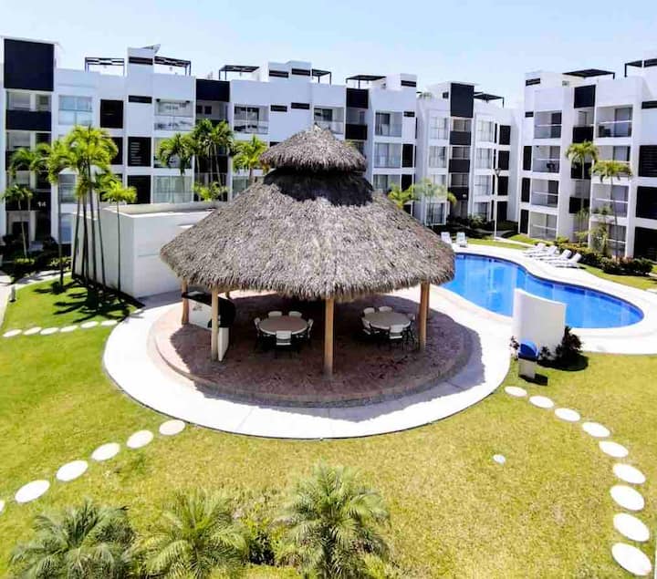 Departamento Con Alberca Zona Residencial - Manzanillo