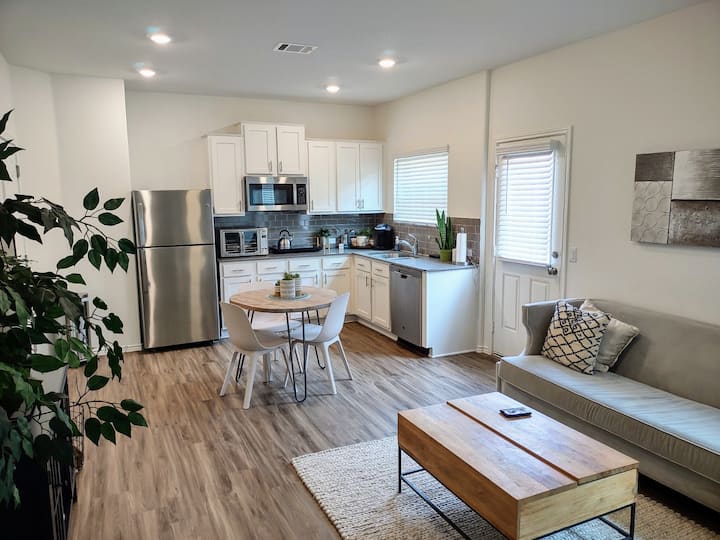 Adorable One Bedroom Place. 15 Min From Downtown. - Austin, TX