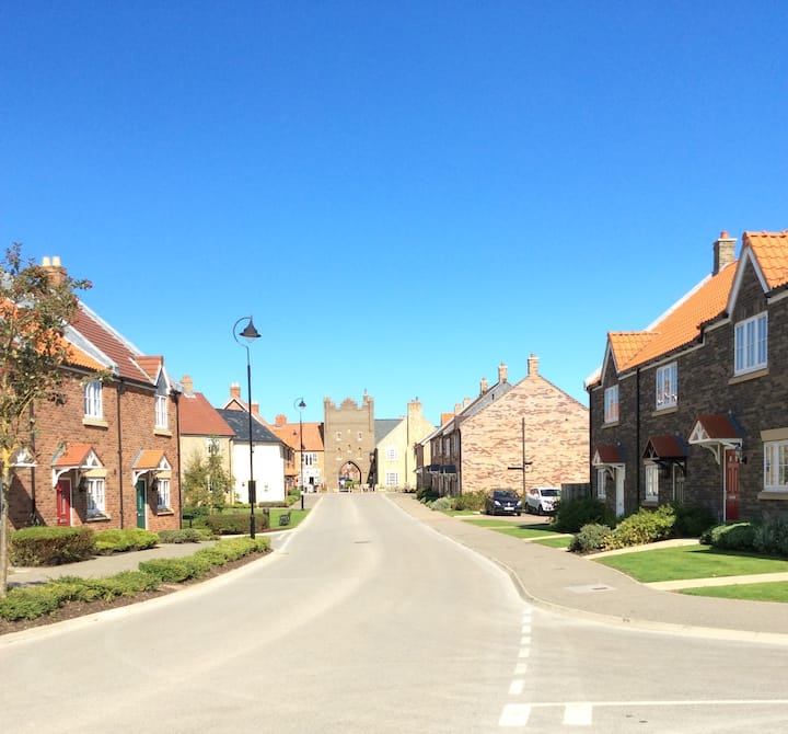 Hunmanby Holiday Rentals & Homes - England, United Kingdom | Airbnb