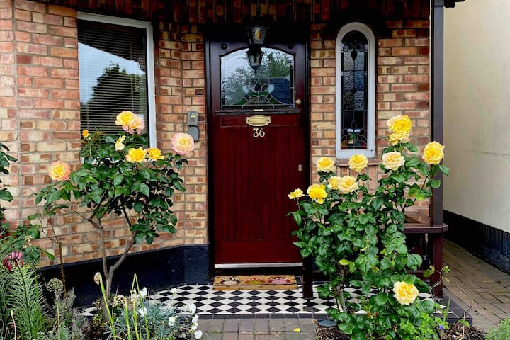 Brookman Town Homes - Three Bedroom House Dublin 4 - Dublin