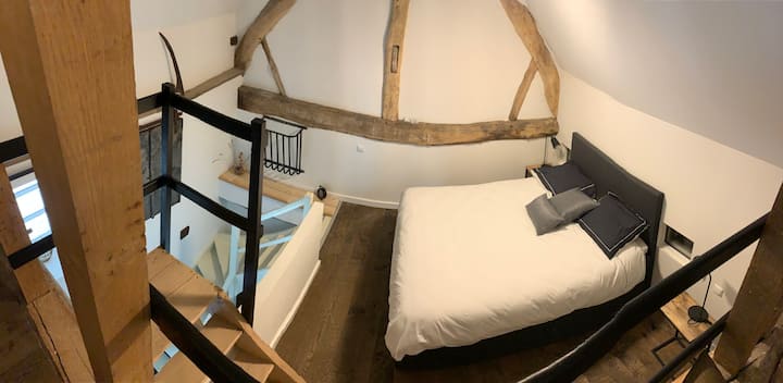 Overnachten In Onze "Schuur" Op Onze Rustige Hoeve - Sittard