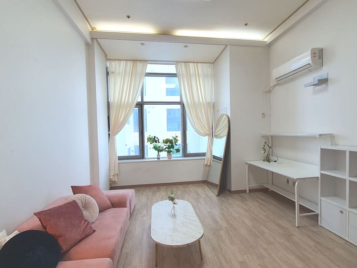 Skyline House
#Hongdae#sogang#yeonsei# Ewha Univer - Seúl