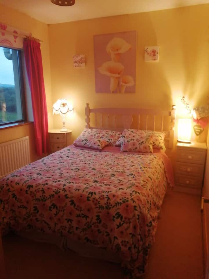 3 Bedroom Holiday Home For Long Or Short Term Let.... New To Market - Westport